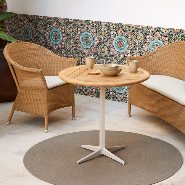 Cane-line Drop Bistro Table